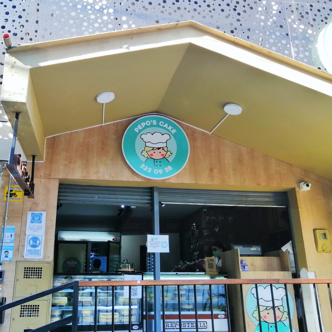 ¿Quiénes somos? - Repostería Pepos Cake Medellín